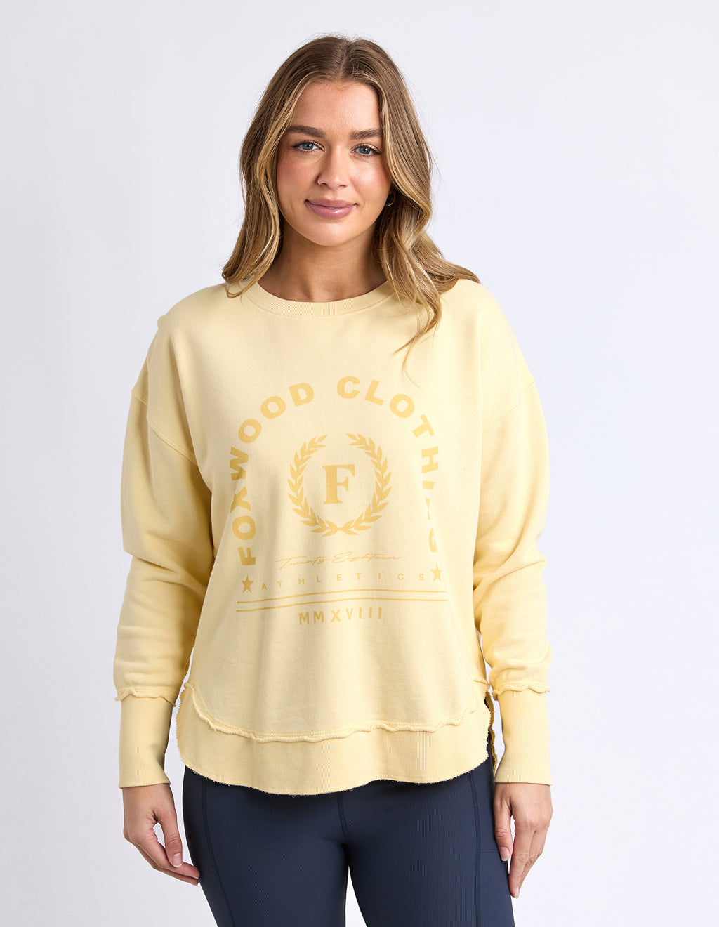 Medalion Crew - Lemon – allaboutagirl