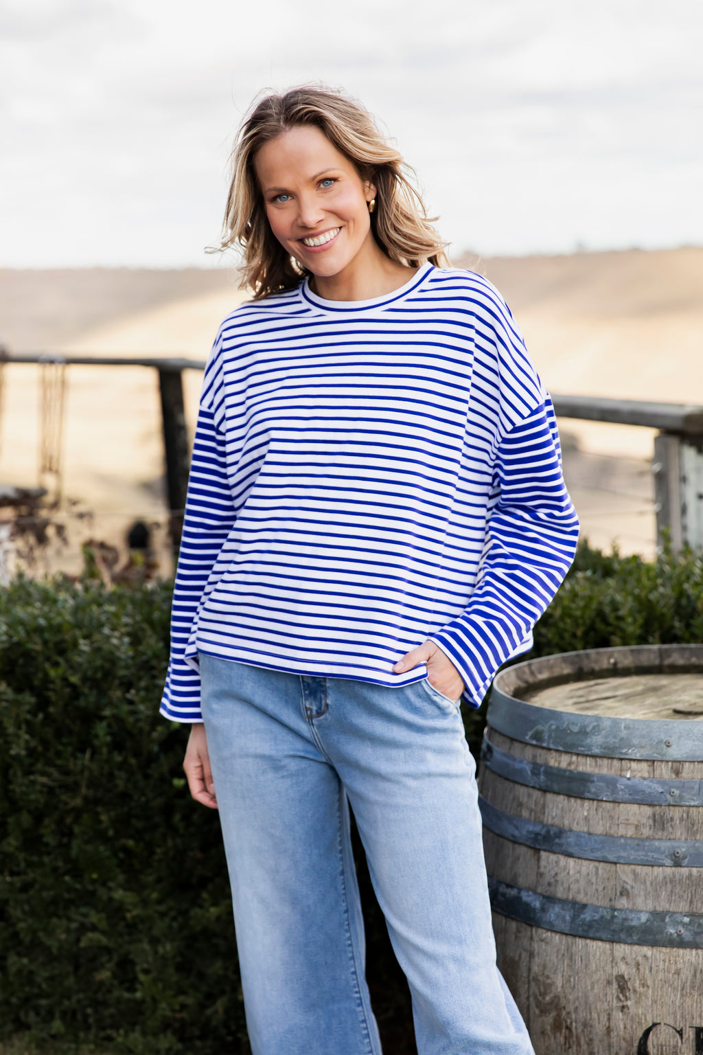Koki Sweatshirt - Deep Blue – allaboutagirl